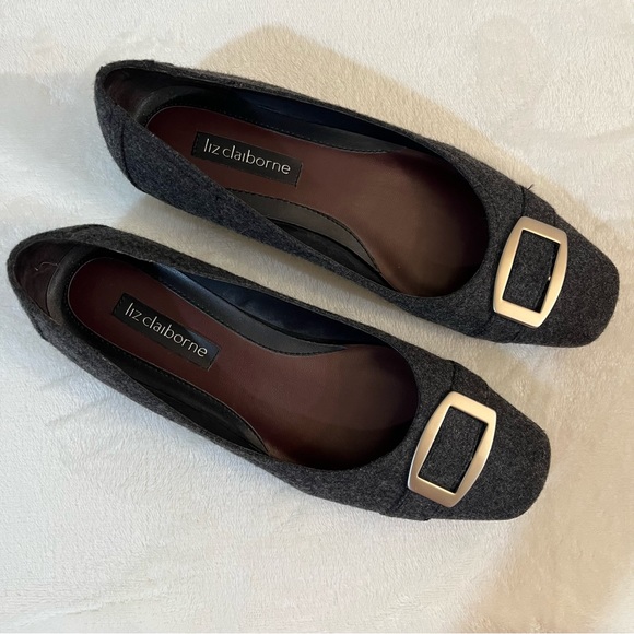 Liz Claiborne | Shoes | Ballet Flat Liz Claiborne Lilly Shoe Sz 7m Gray ...